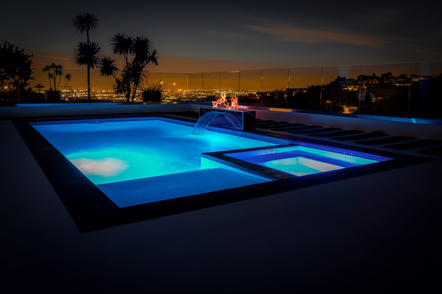 Home - Luxury Swimming Pool - Intex Design and Construction