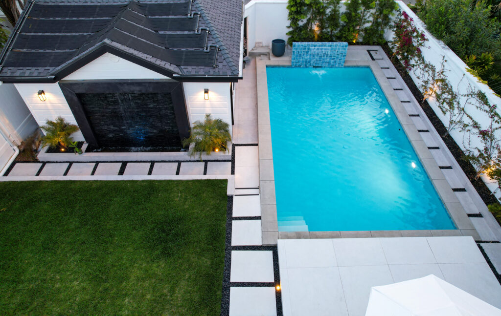 Home - Luxury Swimming Pool - Intex Design and Construction
